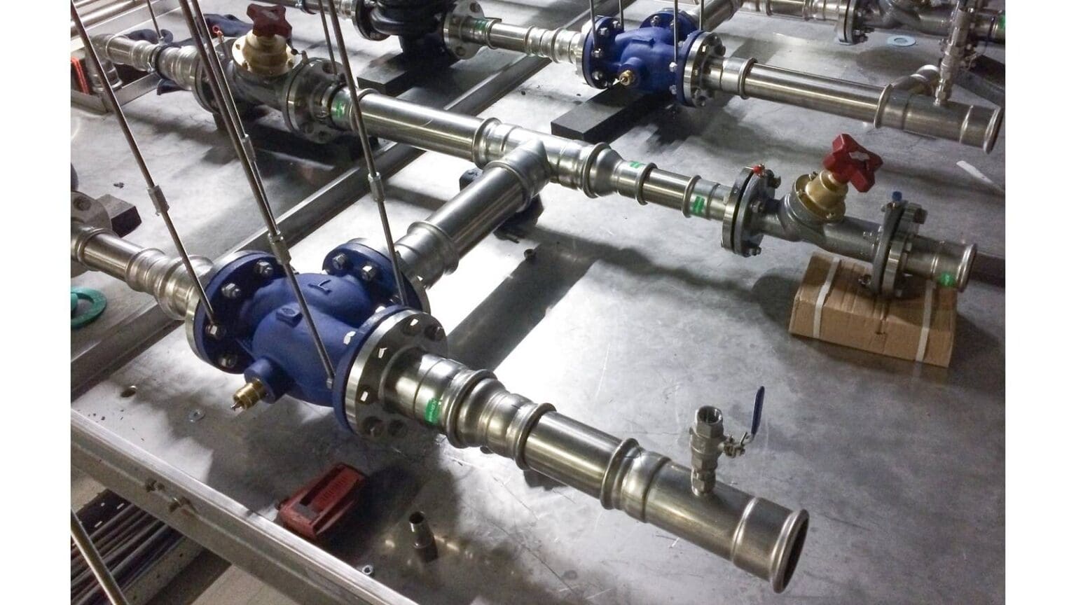 4 redenen waarom persfittingen onmisbaar zijn - Fluids Processing