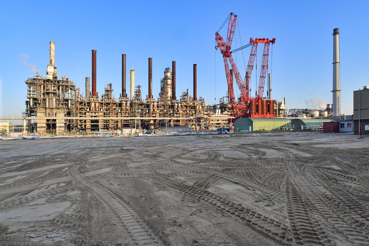 Shell kraakt afvalplastics tot olie voor monomeren - Fluids Processing