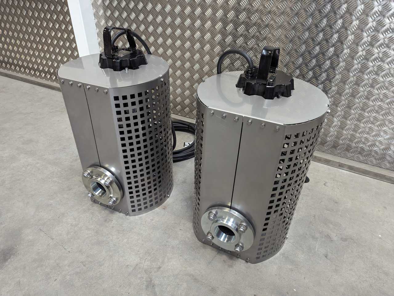 Aangepaste Zenit Uniqa dompelpompen voor scheepsdokrenovatie in Antwerpen - Fluids Processing