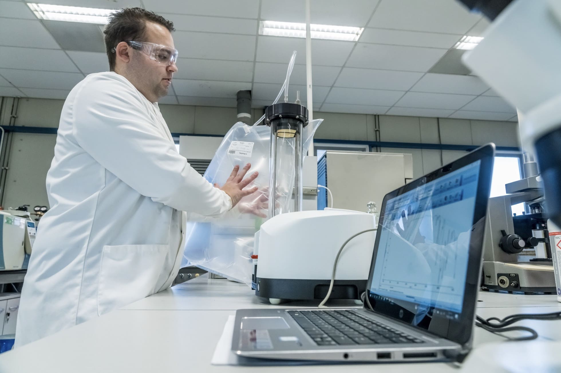 Kwaliteitscontrole perslucht en gassen steeds belangrijker - Fluids Processing